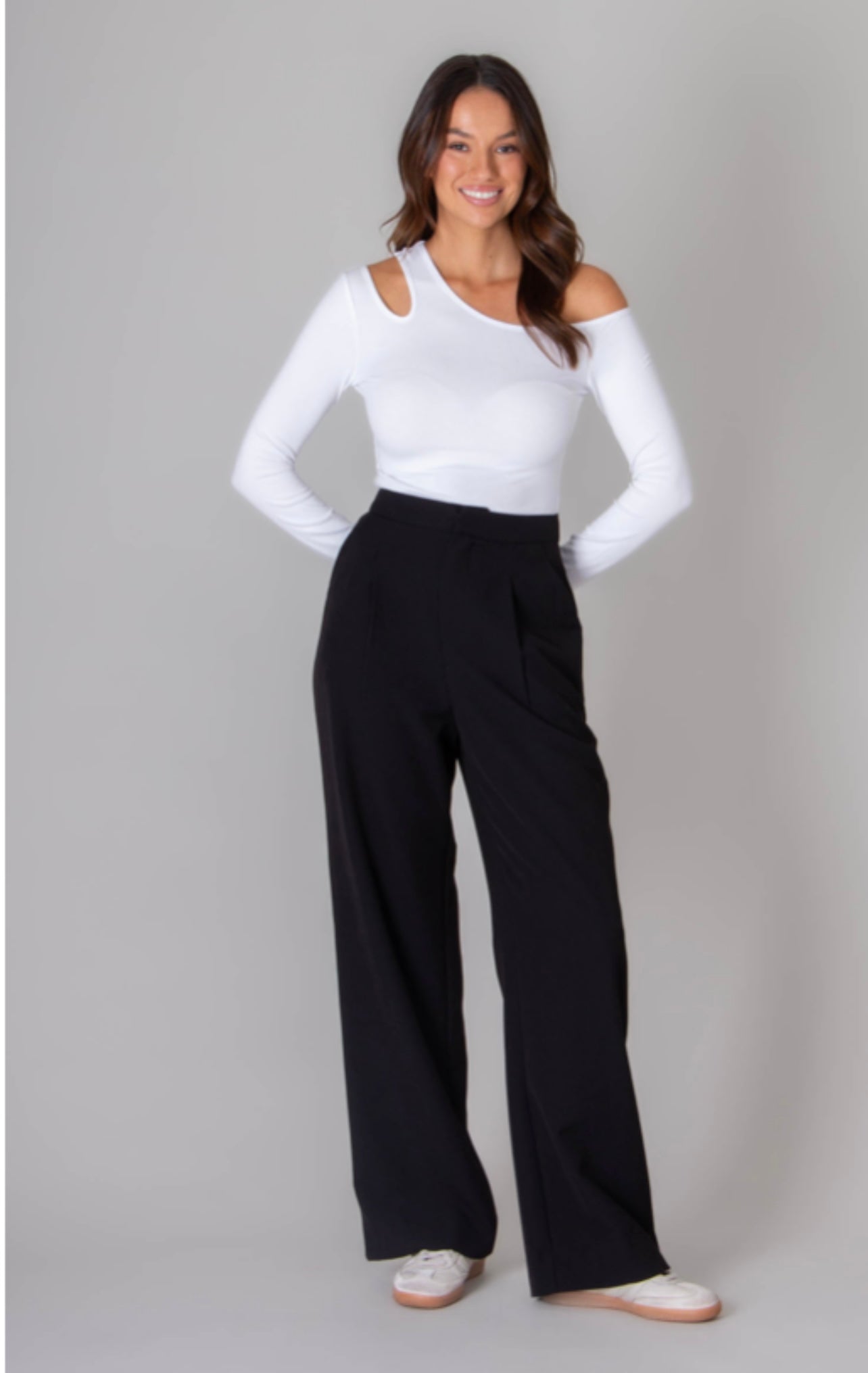 Remi cut out Top – Folk and Co.